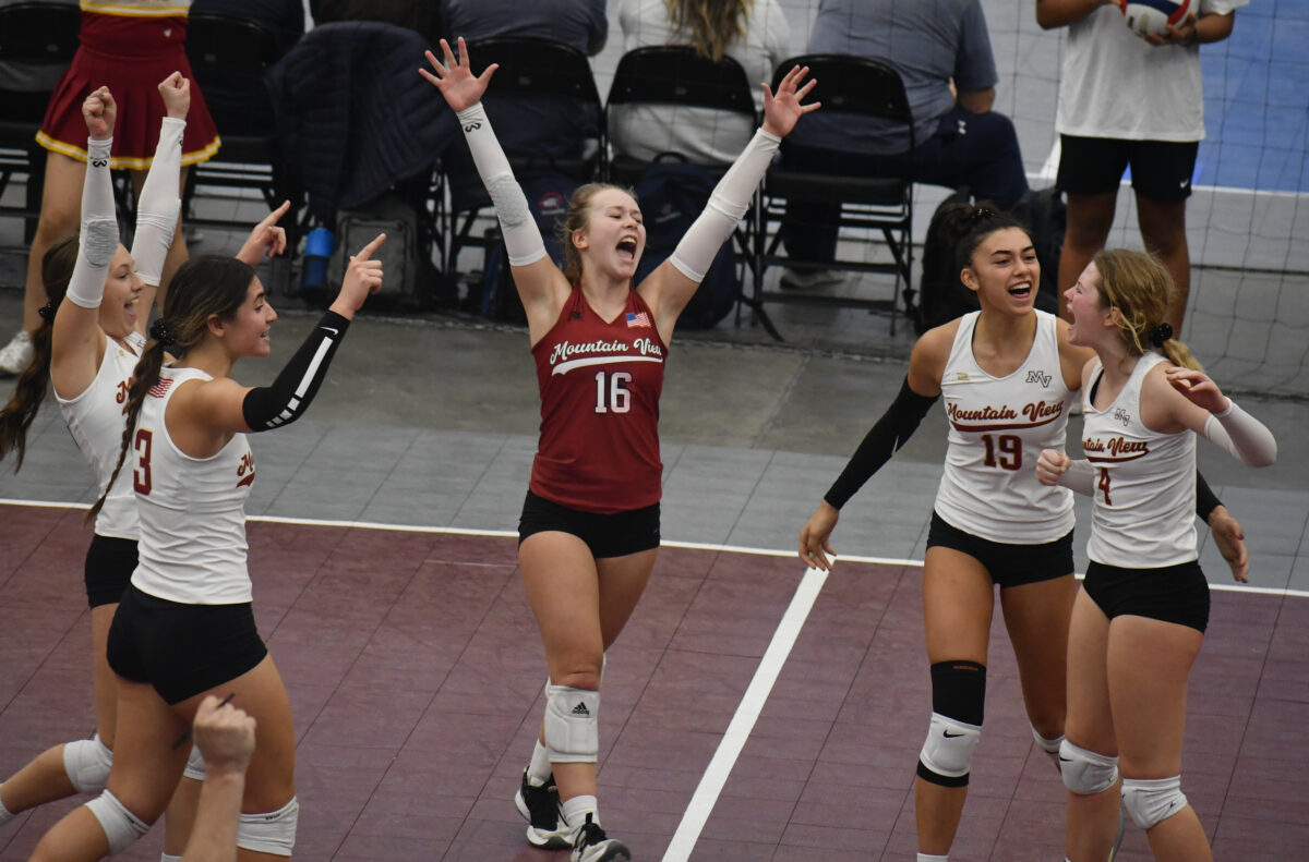 Girls Volleyball Valley Top 5: Bruins take top spot in first rankings ...